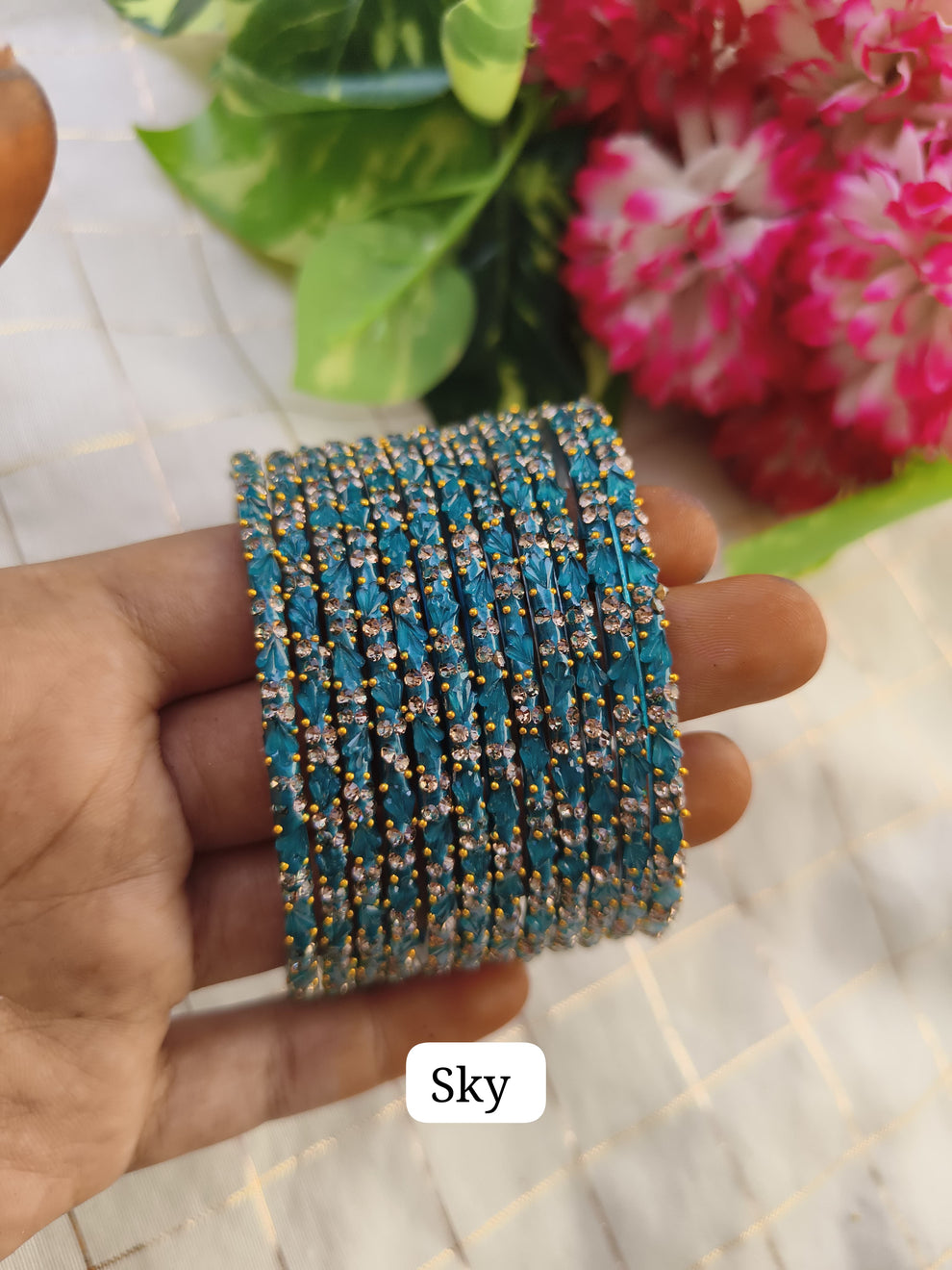 Lily Glass Bangles – Nila Bangles